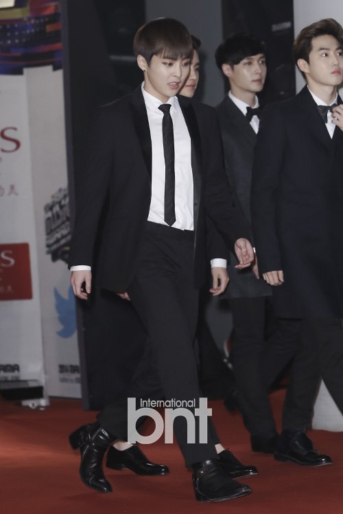 [bnt포토] 엑소 시우민, 씩씩하게(2014MAMA) : 네이트 뉴스