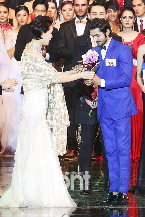 [bnt포토] '2016아시아뉴스타모델선발대회' 페이스 오브 아시아, 인도 Ankush Kukreja 수상 : 네이트 뉴스