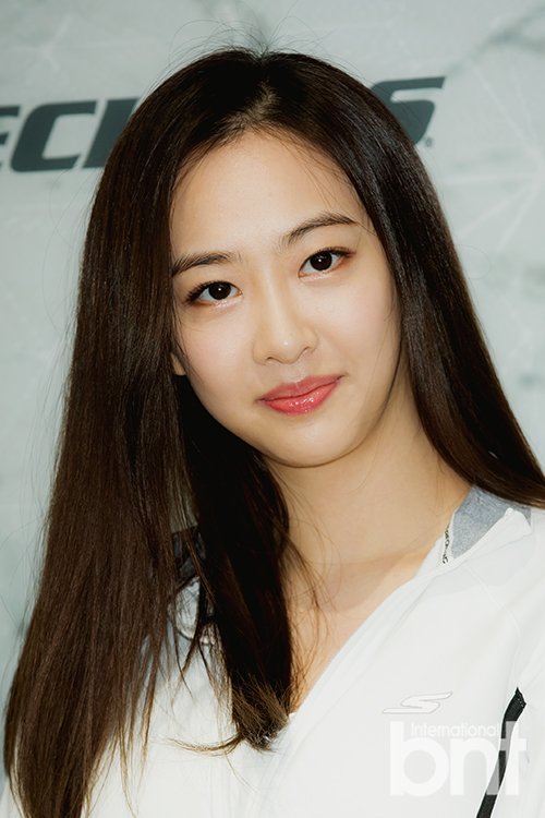 [bnt포토] 씨스타 다솜 '그녀의 무드, 다소곳함 혹은 섹시' : 네이트 뉴스