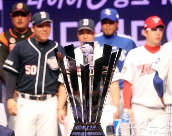 '격동의 KBO' 2016 패권? 진짜 모르겠다에 1표 : 네이트 스포츠