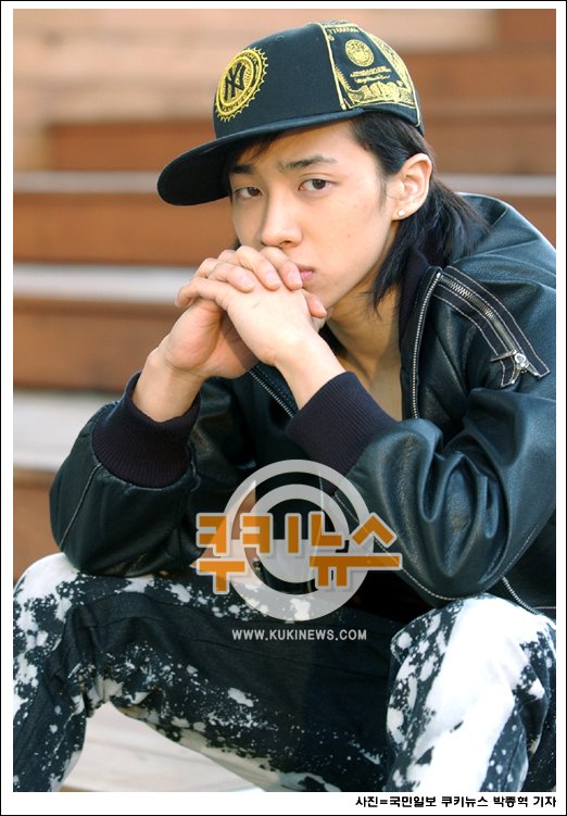 [쿠키人터뷰] AJ, “4년의 기다림…비와 합동공연 상상하며 슬럼프 이겨내” : 네이트 연예