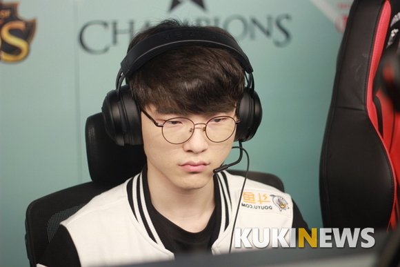 [롤챔스] '메타 적응 완료' SKT, bbq에 1세트 선취 : 네이트 스포츠