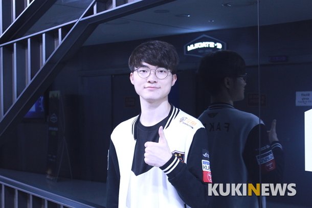 [현장인터뷰] SKT '페이커' 이상혁 "차근차근 올라가는 모습 보여드리겠다" : 네이트 스포츠