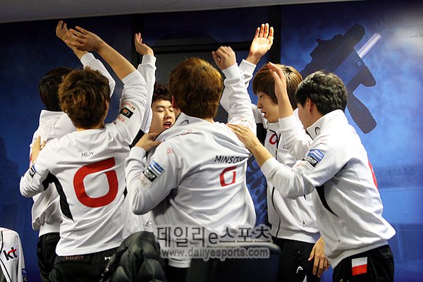 [생각대로T] KT, 임정민 앞세워 STX 완파! 3위 : 네이트 스포츠