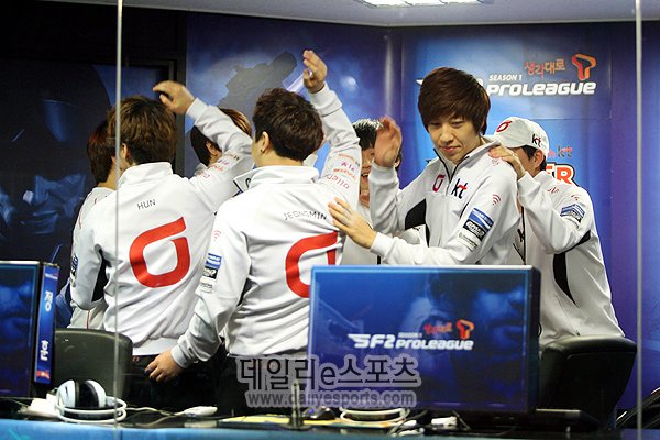 [생각대로t] Kt 2세트 가볍게 따내며 시즌 8승째 네이트 스포츠