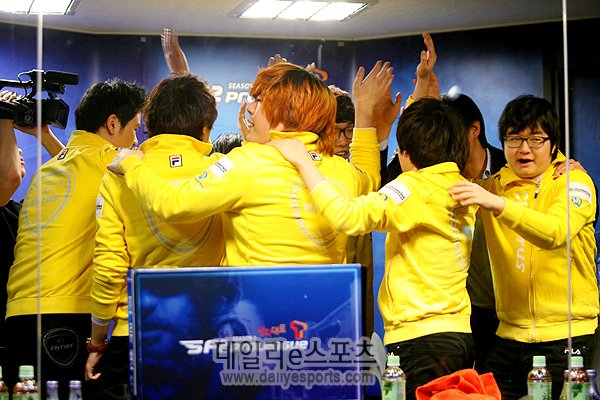 [생각대로T] CJ, KT 꺾고 창단 후 첫 결승 진출! : 네이트 스포츠