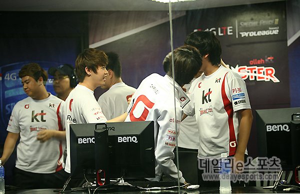 [4G LTE] KT "전남과학대? 한민규만 막으면 돼!" : 네이트 스포츠