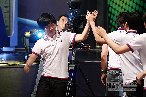 CJ 엔투스 vs 8게임단 SK플래닛 프로리그 2R 현장스케치 : 네이트 스포츠