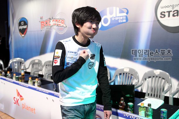 '1위를 잡아라!' 웅진 vs KT 프로리그 3R 3주차 현장스케치 : 네이트 스포츠