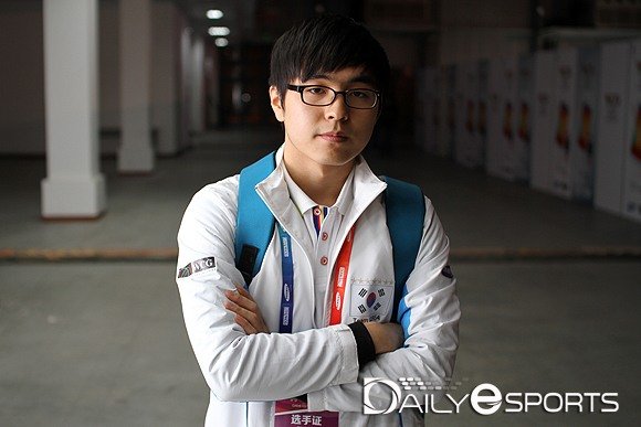 [WCG 2013] CJ 김정훈, 전승으로 무난하게 8강 : 네이트 스포츠