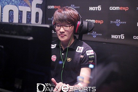 [WCS] KT 김대엽, 조성주-원이삭 꺾고 생애 첫 8강! : 네이트 스포츠