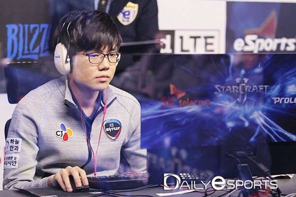 [프로리그] CJ 엔투스, SKT 꺾고 2위로 정규시즌 마감! : 네이트 스포츠