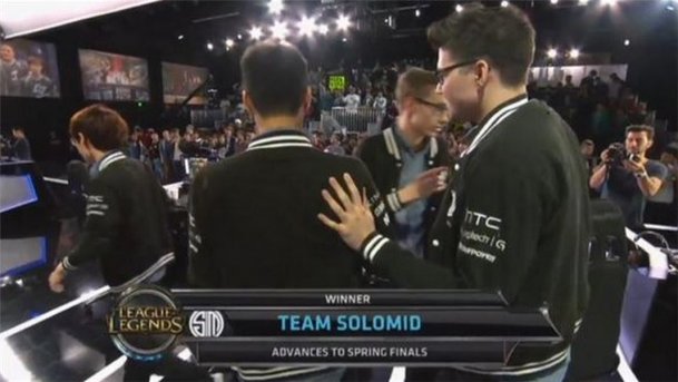 TSM, TIP 추격 따돌리고 NA LCS 결승행 : 네이트 스포츠