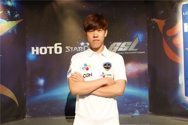 [핫식스 GSL] CJ 한지원, 프로토스 벽 넘고 양대 결승! : 네이트 스포츠