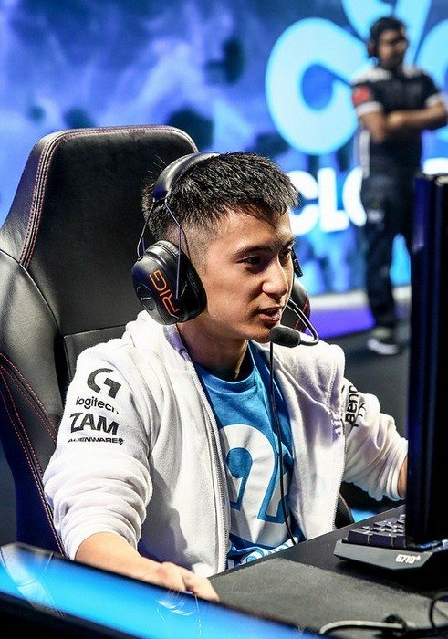C9 'Balls' 안 레, 롤드컵 사상 첫 톱 라이너 펜타킬 : 네이트 스포츠
