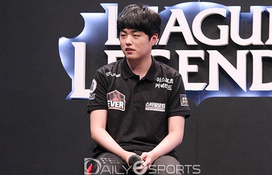 [롤챔스 서머] '로컨' 이동욱, 200P 획득…MVP 순위 : 네이트 스포츠