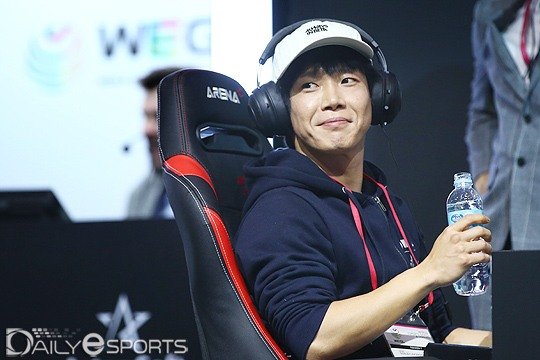 [WEGL 철권7] 악마같은 경기력! '쿠단스' 손병문, 6대0으로 'AK' 꺾고 우승! : 네이트 스포츠