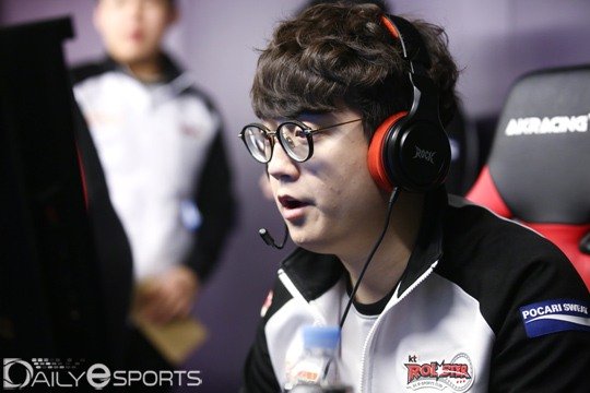 [롤챔스] '마타' 조세형, 하루 200P로 공동 5위…MVP 순위 : 네이트 스포츠