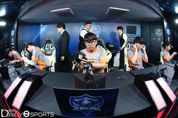 [KRKPL] 셀렉티드, 2대1로 CV 꺾고 6연패 탈출 : 네이트 스포츠