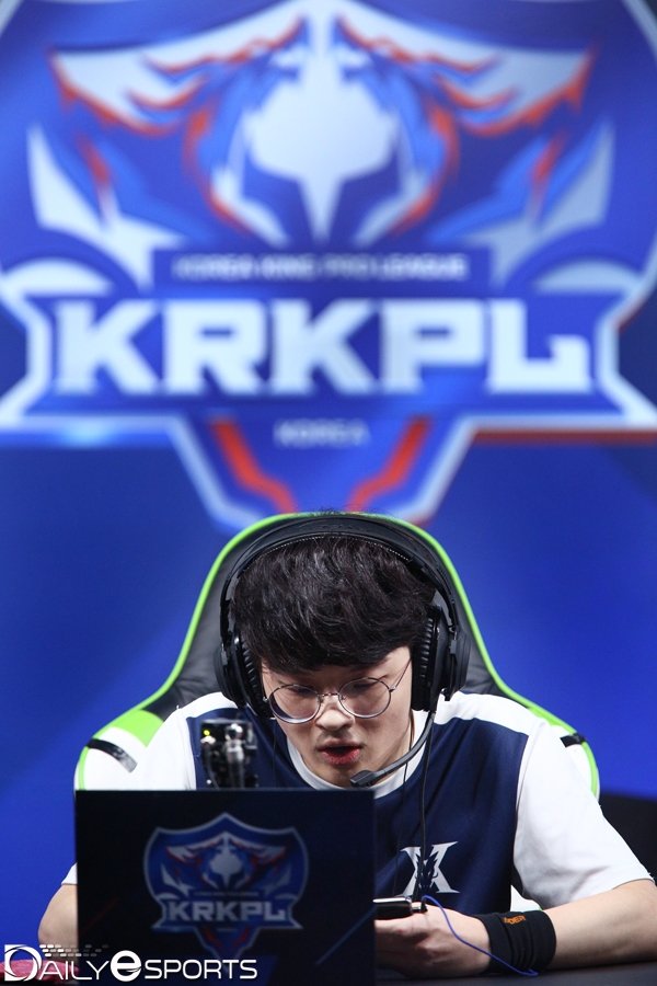 [포토] KRKPL MVP 포인트 1위 '코어' 정용훈 : 네이트 스포츠