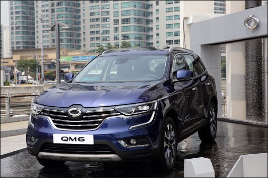 QM6 가격 2700만원대부터…'싼타페와 동일 수준' : 네이트 뉴스