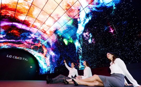 [CES2017]LG전자, 글로벌 시장 선도 제품 대거 선봬 : 네이트 뉴스