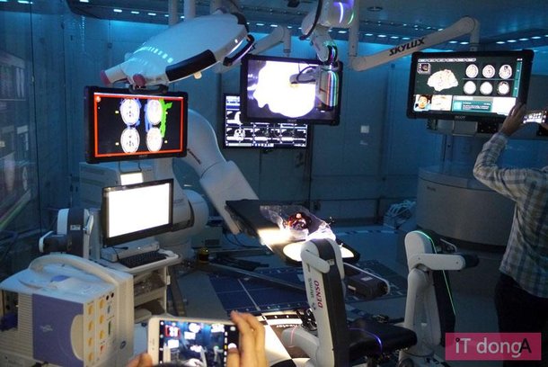 일본에서 만난 의료의 미래, '스마트 수술실' : 네이트 뉴스