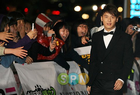 [포토]'시아준수 인기 짱!'...동방신기 등장에 MKMF '들썩' : 네이트 뉴스