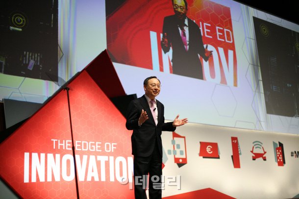 [MWC 2015]5G로 열리는 평창올림픽 소개하는 황창규 KT회장 : 네이트 뉴스