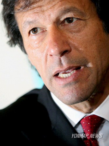 BRITAIN POLITICS IMRAN KHAN MUSHARRAF : 네이트 뉴스