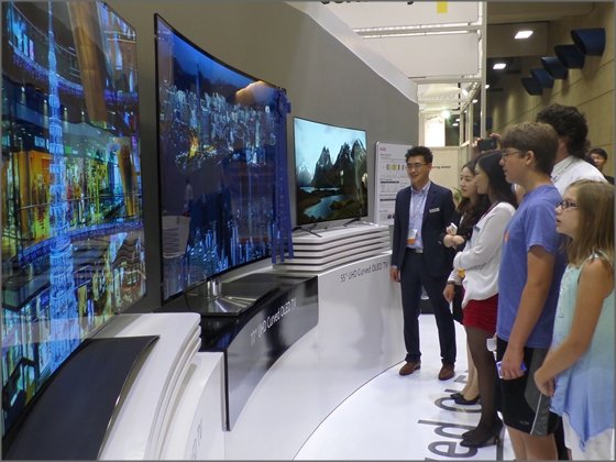 LGD, 'SID 2015'서 차세대 디스플레이 대거 공개 : 네이트 뉴스