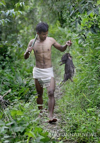 INDIA HUNTING TIWA TRIBE HUNTER : 네이트 뉴스