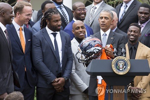 USA OBAMA NFL DENVER BRONCOS : 네이트 뉴스