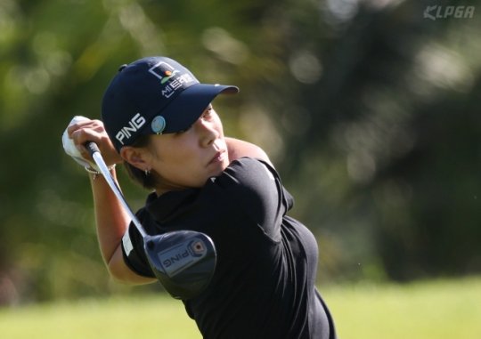 1.하민송 -10, 4.장하나 -6, 6.오지현 -5, 8.최혜진 -4, 36.이정은6…KLPGA 한국투자증권 2R 성적 : 네이트 뉴스