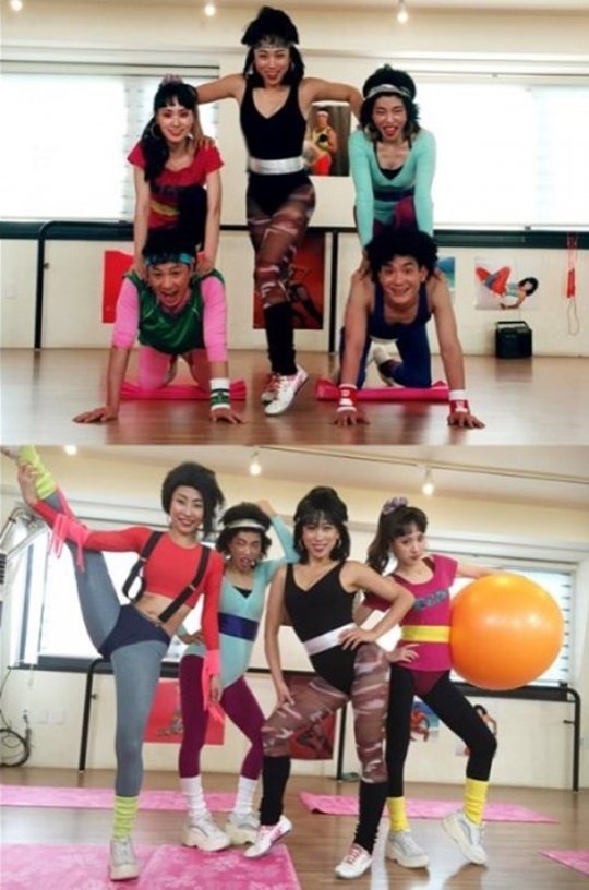 이미도, 'SNL 8' 강렬 등장…SNS 인증 '완벽 S라인' : 네이트 연예