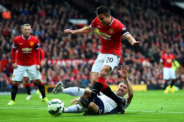 [EPL 리뷰] '판 페르시 PK실축' 맨유, WBA에 0-1패…충격 3연패 : 네이트 스포츠