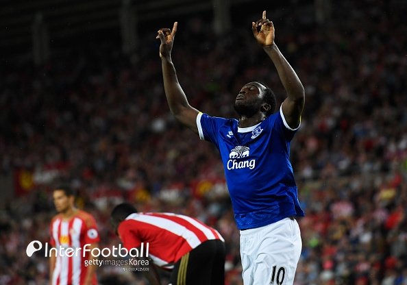 [EPL 리뷰] '루카쿠 해트트릭' 에버턴, 선덜랜드에 3-0 완승…'4G 무패+3위 등극' : 네이트 뉴스