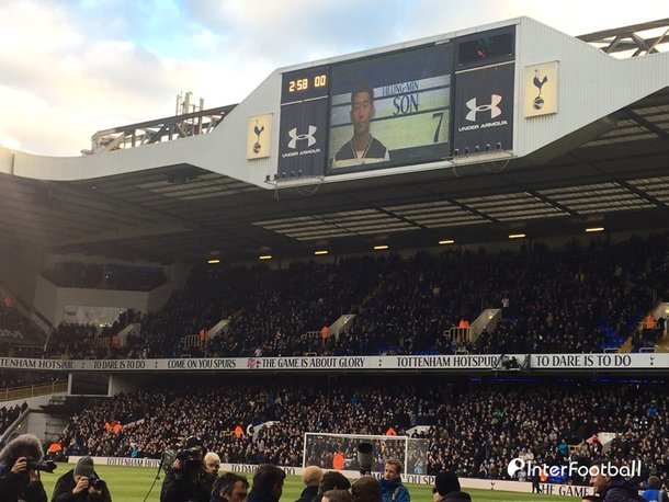 [런던 현장 리뷰] '손흥민 1G 1AS' 토트넘, 스완지에 5-0 대승…선두권 추격 : 네이트 뉴스