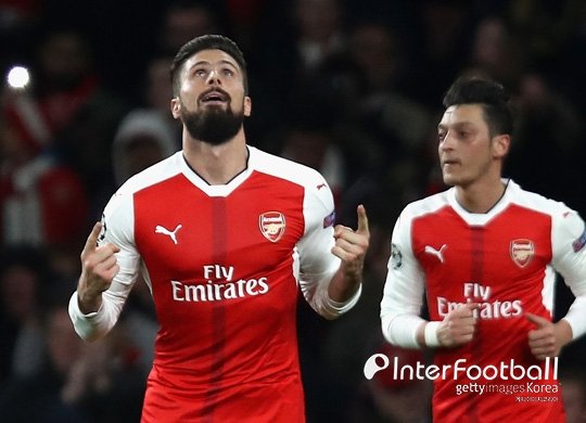 [EPL 리뷰] '지루 결승골' 아스널, WBA에 1-0 승…3위 도약 : 네이트 스포츠