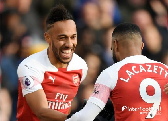 [EPL 리뷰] '오바메양 득점 1위 탈환' 아스널, 번리에 3-1 승…연패 탈출 : 네이트 스포츠