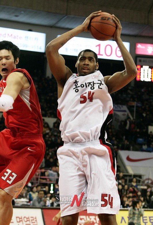 KGC, SK전 6전 전승 행진...PO직행 매직넘버 '3' : 네이트 스포츠