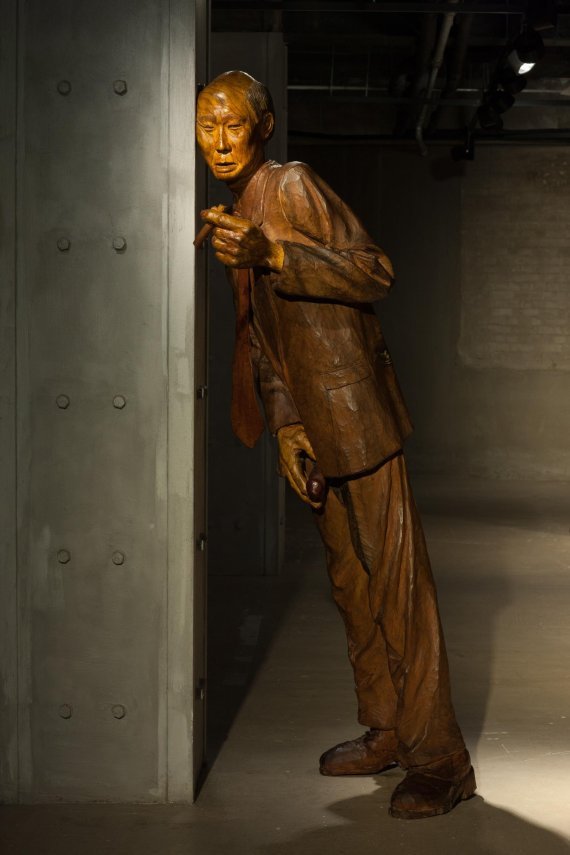 [yes+ 이 전시] 한국 구상조각의 전설, 구본주 작가 15주기 추모전 : 네이트 뉴스