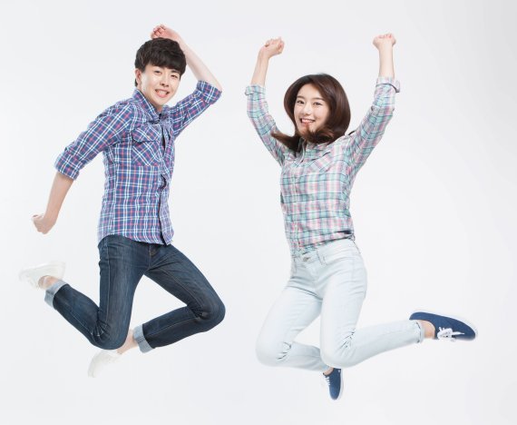 [yes+ Style] 새로운 출발을 앞둔 너를 위한 특별한 선물 : 네이트 뉴스