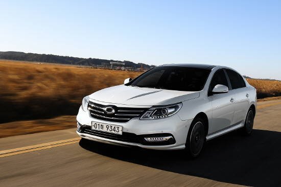 [시승기] LPG 차량 '공간혁명' SM5 LPLi 도넛 : 네이트 뉴스