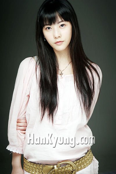 ‘휘성의 연인’ 윤이나가 누구? : 네이트 뉴스