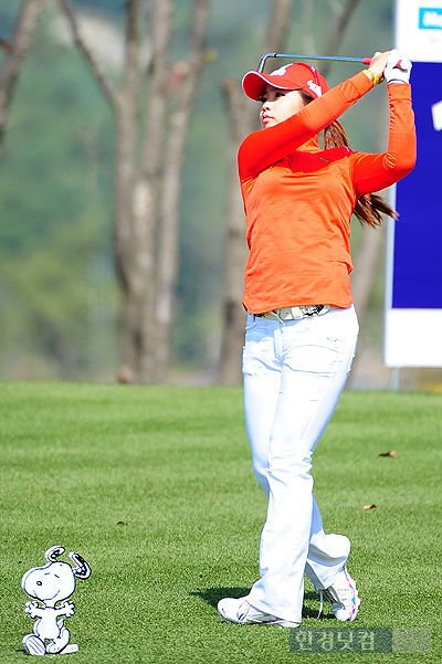 [포토] '메트라이프·한국경제 KLPGA 챔피언십' 양수진, '선두를 지켜라~' : 네이트 스포츠