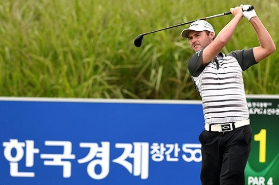 [한경 포커스TV]KPGA선수권 3R, 매튜 그리핀 6언더…최종 라운드 '박빙' 예고 : 네이트 스포츠