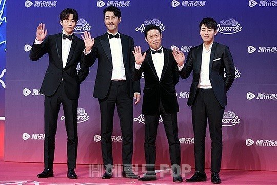 [POP이슈]'불참 칼바람' BIFF, tvN10어워즈로 향한 ★들 : 네이트 연예