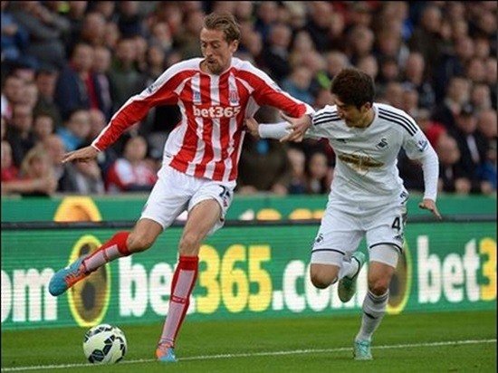 [EPL 35R 프리뷰] '남자' 기성용, 남자의 축구로 스토크를 잡아라 : 네이트 스포츠