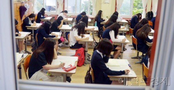 서울 특목고 입학생 4명중 1명은 '강남' 출신 : 네이트 뉴스